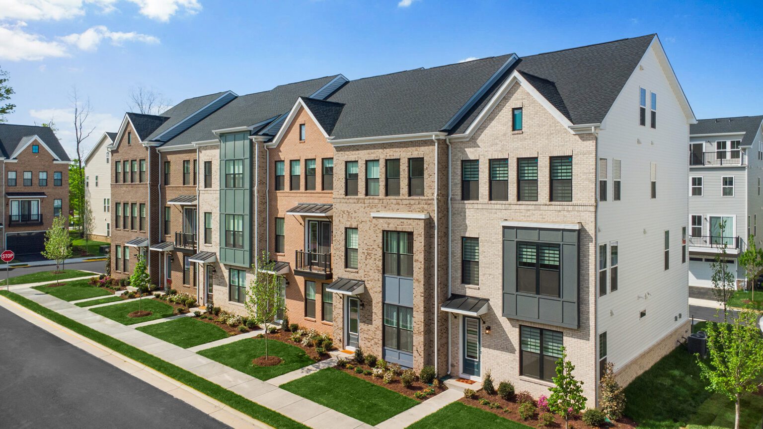 New Homes for Sale in Ashburn, VA | Lexington Square (55+) | Van Metre ...